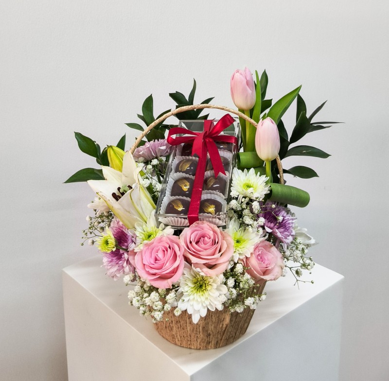 Pink Lily Flowers - Bahrain